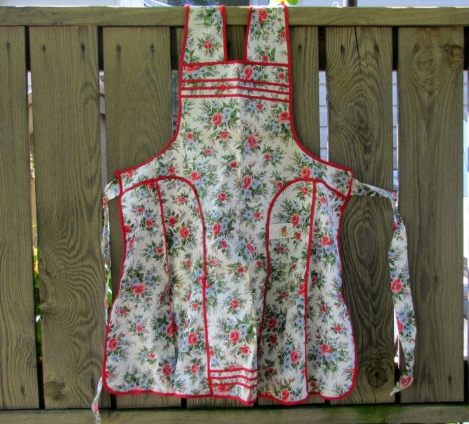 Cutting the Apron Strings - House of Hawthornes