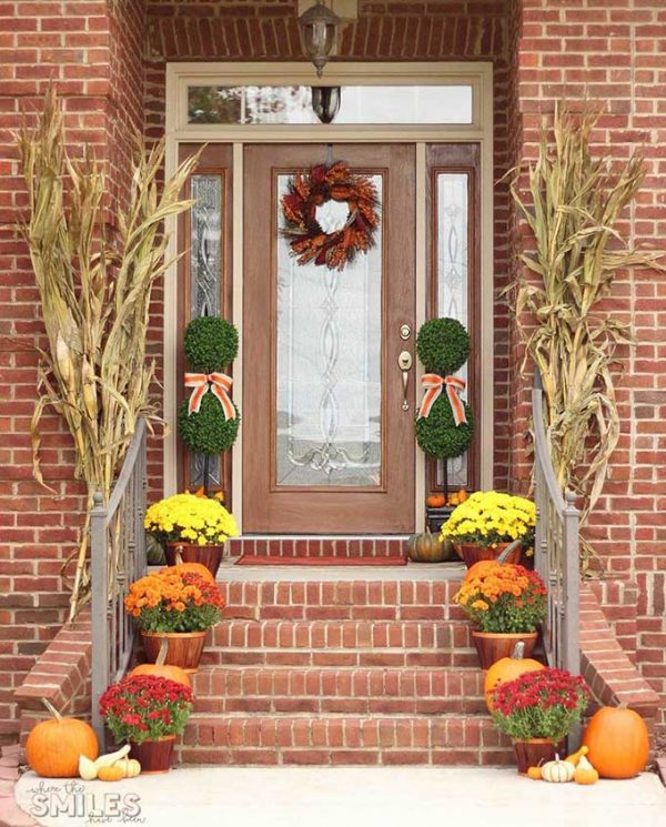 Cute Fall Decorations For Outside - House of Hawthornes