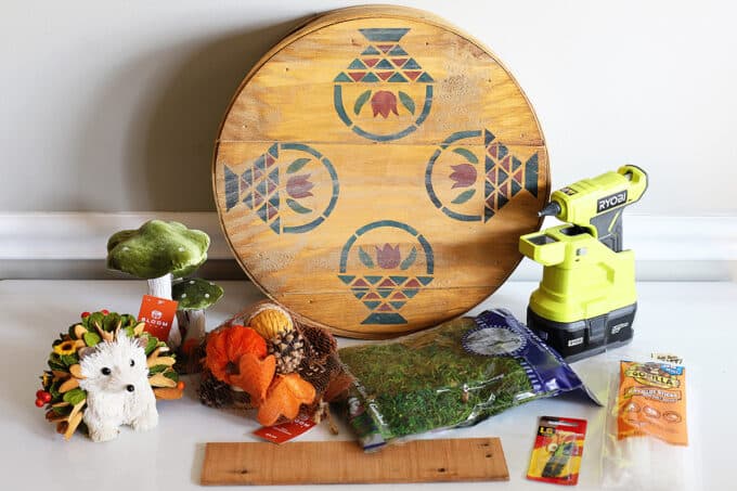 Thrift Store Repurpose: DIY Cheese Box Wreath